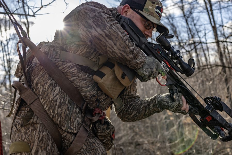 Crossbow Review: Barnett Hyper Raptor BCX - Crossbow Magazine
